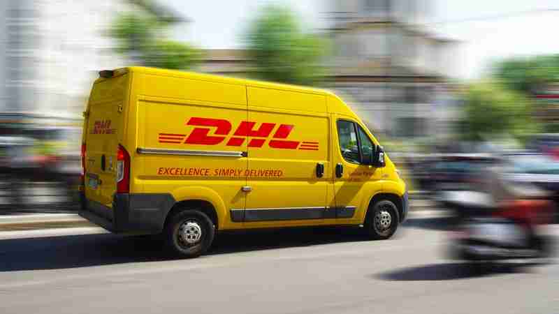 DHL Truck Accident Lawyer in Michigan | Free Evaluations